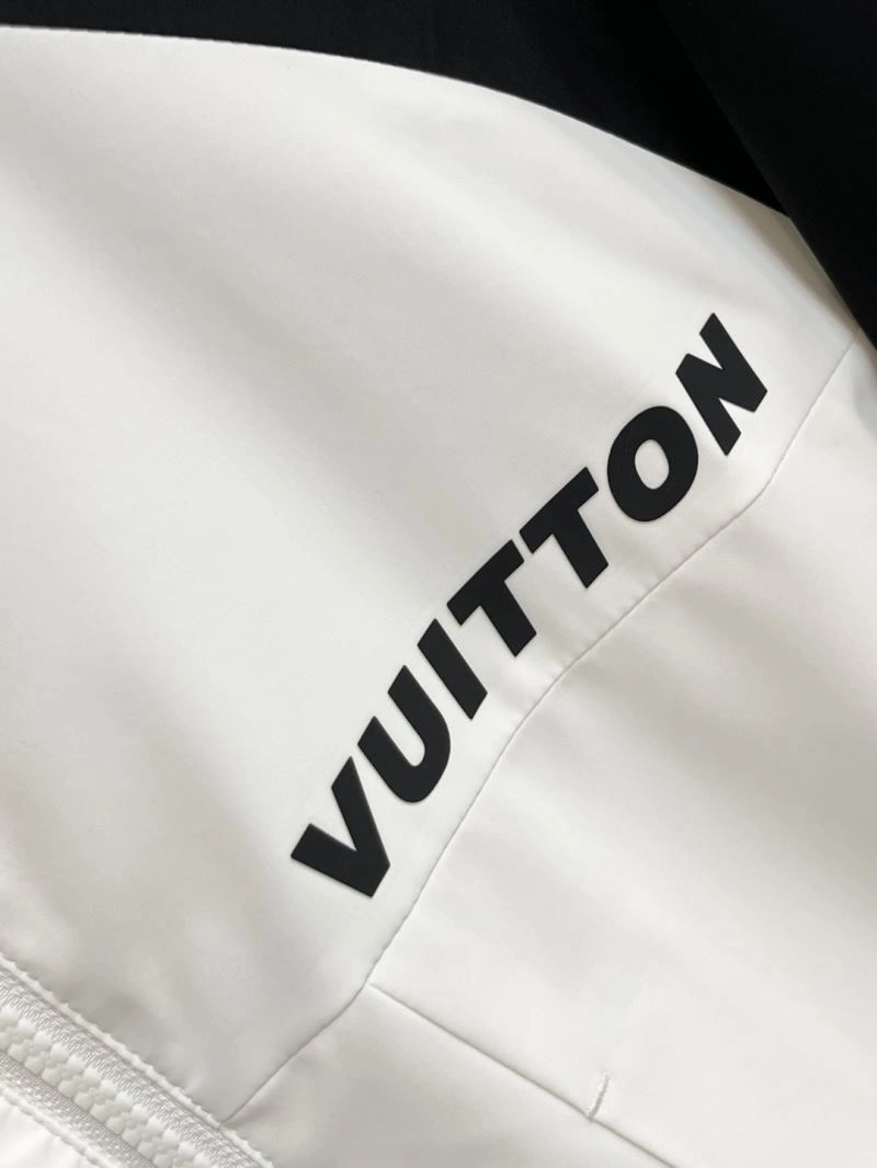 Exact replica Louis Vuitton Outwear