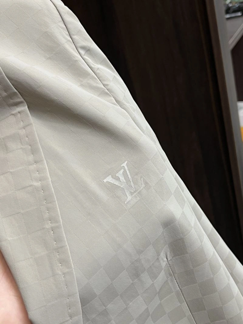 Real Louis Vuitton Outwear