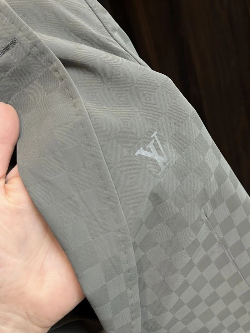 Legit Louis Vuitton Outwear