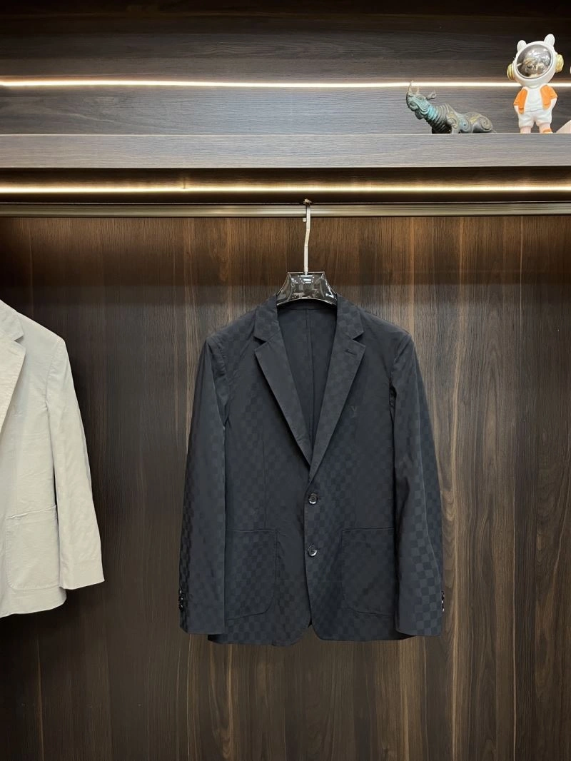 Louis Vuitton Outwear