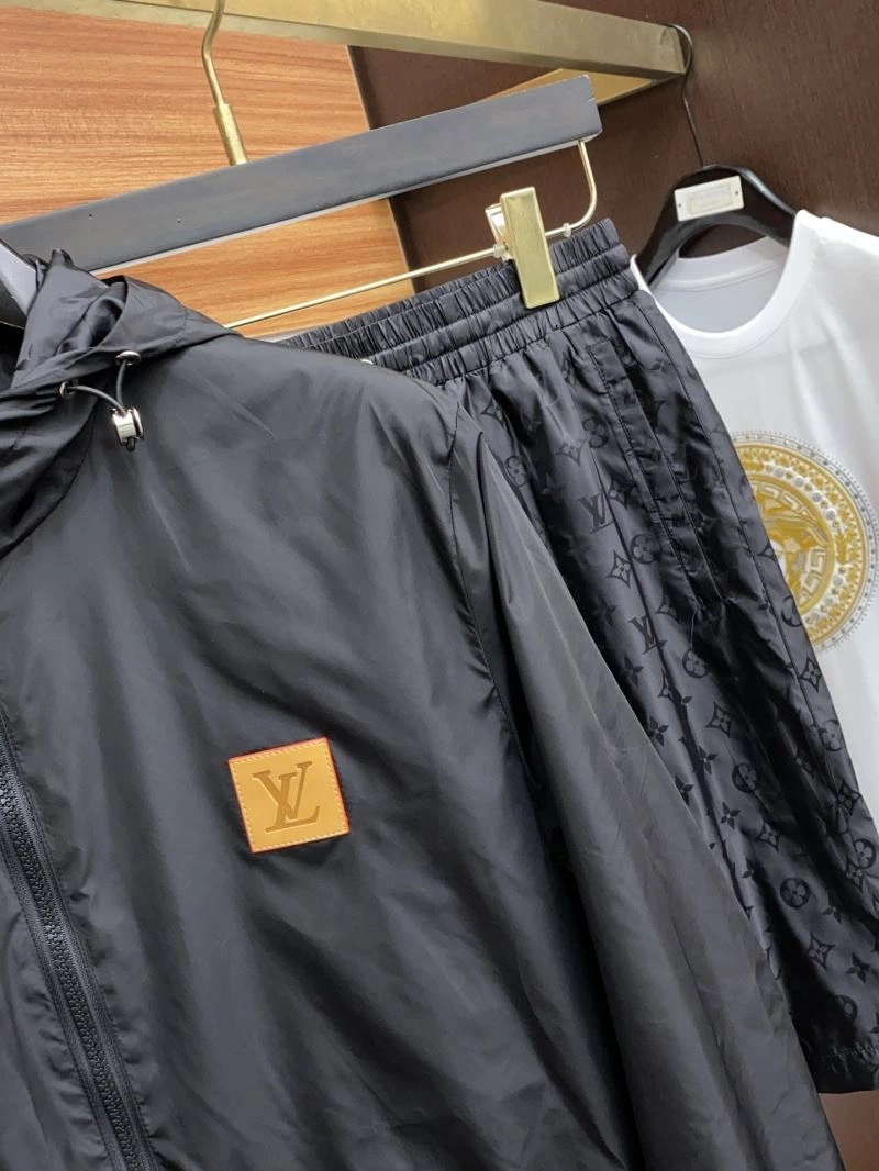 Inexpensive Louis Vuitton Outwear