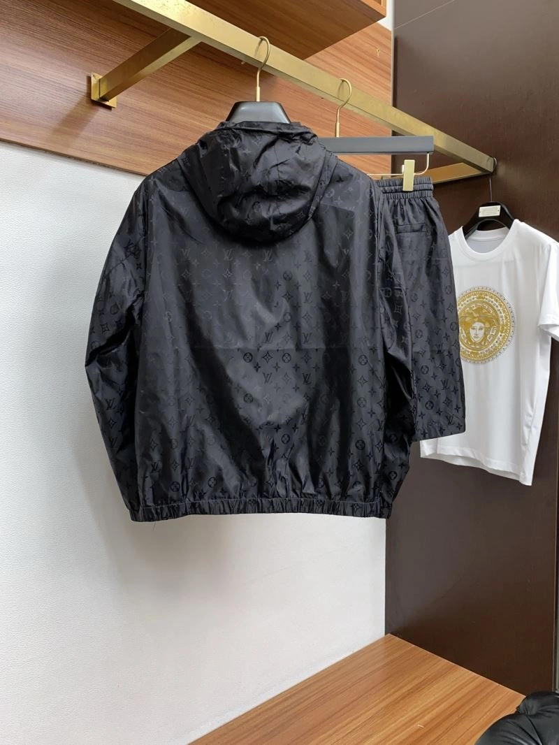 Inexpensive Louis Vuitton Outwear
