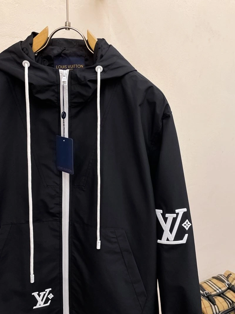 Real Louis Vuitton Outwear