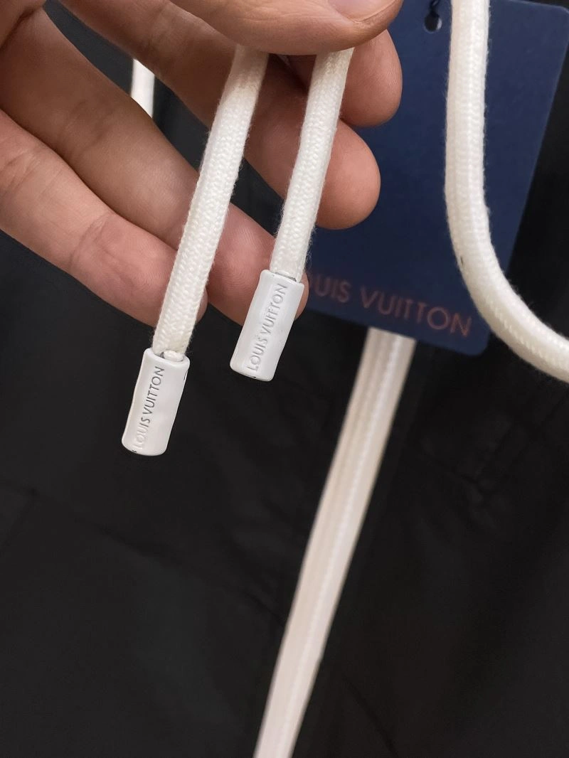 Real Louis Vuitton Outwear