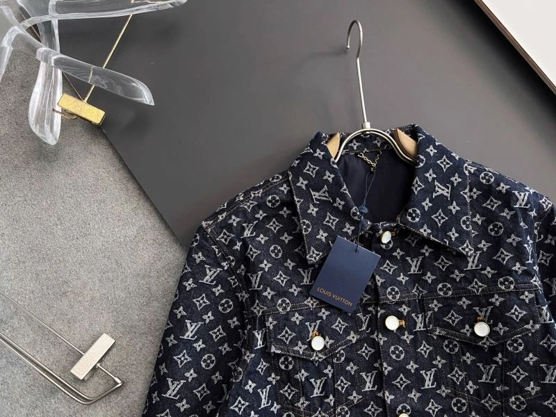 Perfect replica Louis Vuitton Outwear