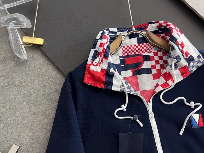 High accuracy Louis Vuitton Outwear