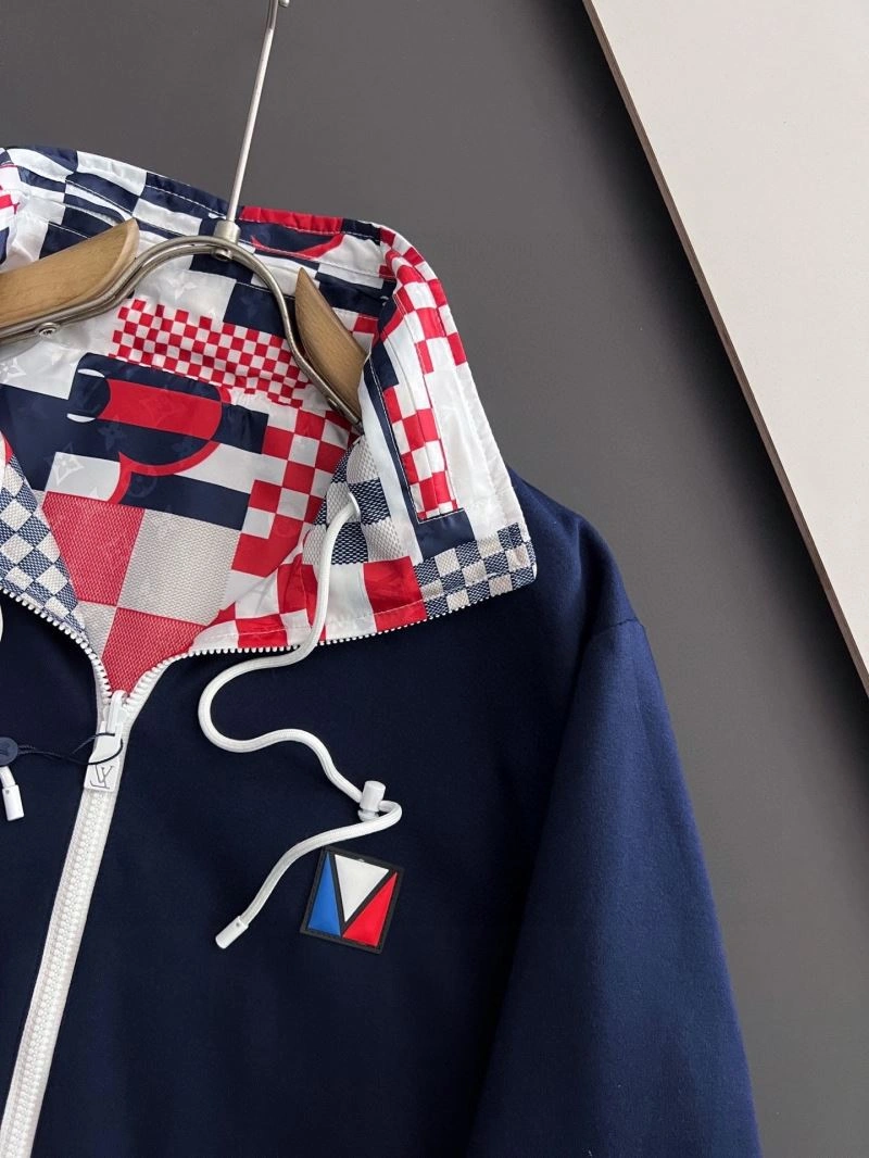 High accuracy Louis Vuitton Outwear