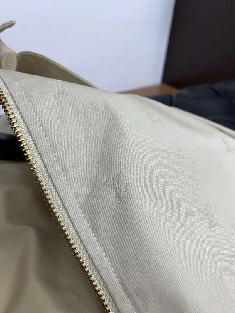 Accurate model Louis Vuitton Outwear