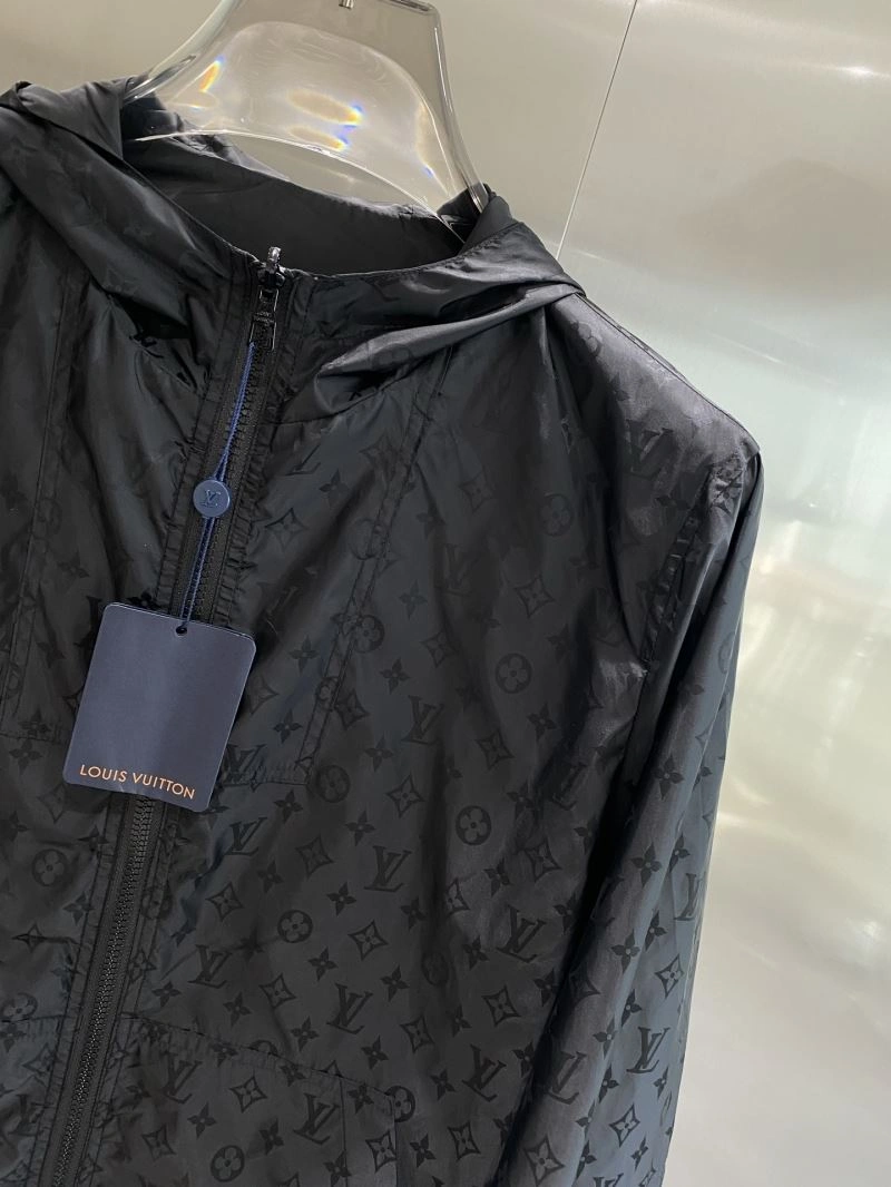 Real Louis Vuitton Outwear