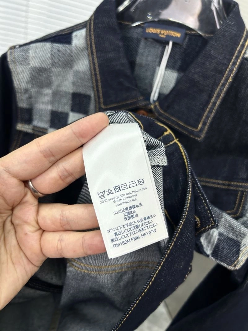 Bargain Louis Vuitton Outwear
