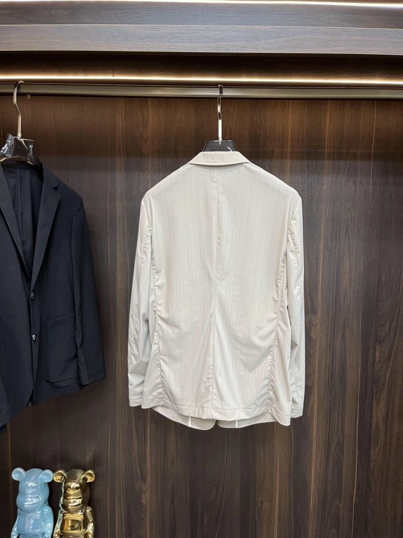 Inexpensive Louis Vuitton Outwear