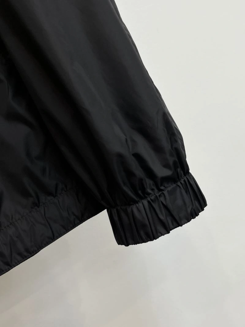 Low-cost Louis Vuitton Outwear