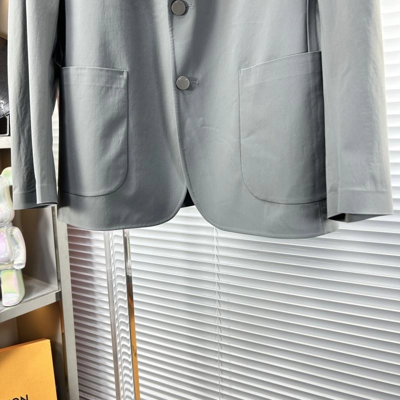 Perfect replica Louis Vuitton Outwear