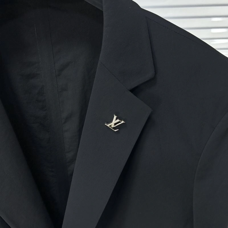 Mirror quality Louis Vuitton Outwear