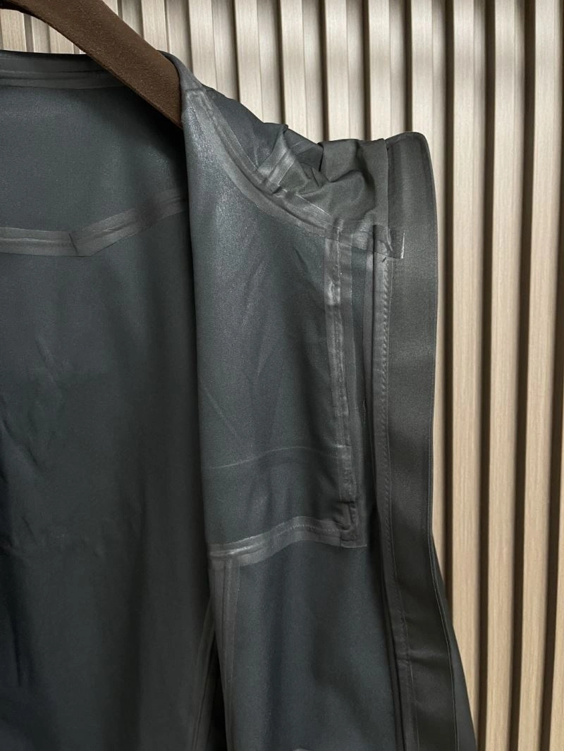 Mirror quality Louis Vuitton Outwear