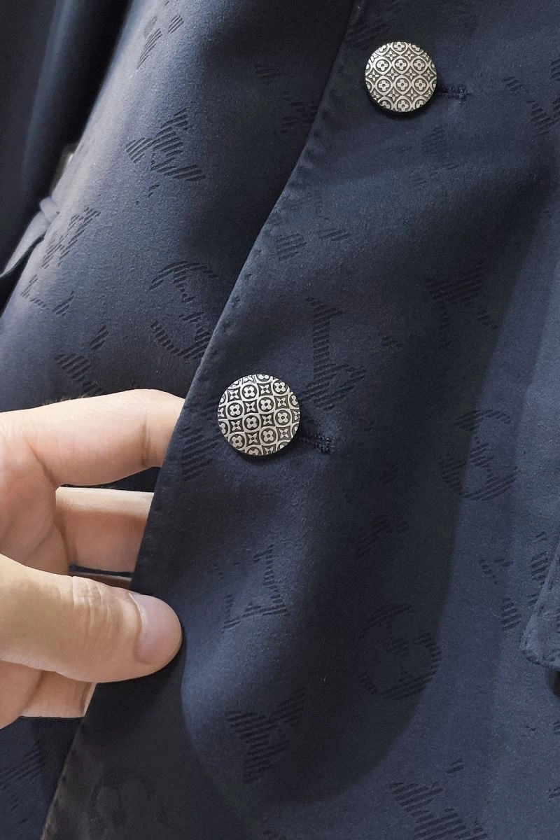 Legit Louis Vuitton Outwear