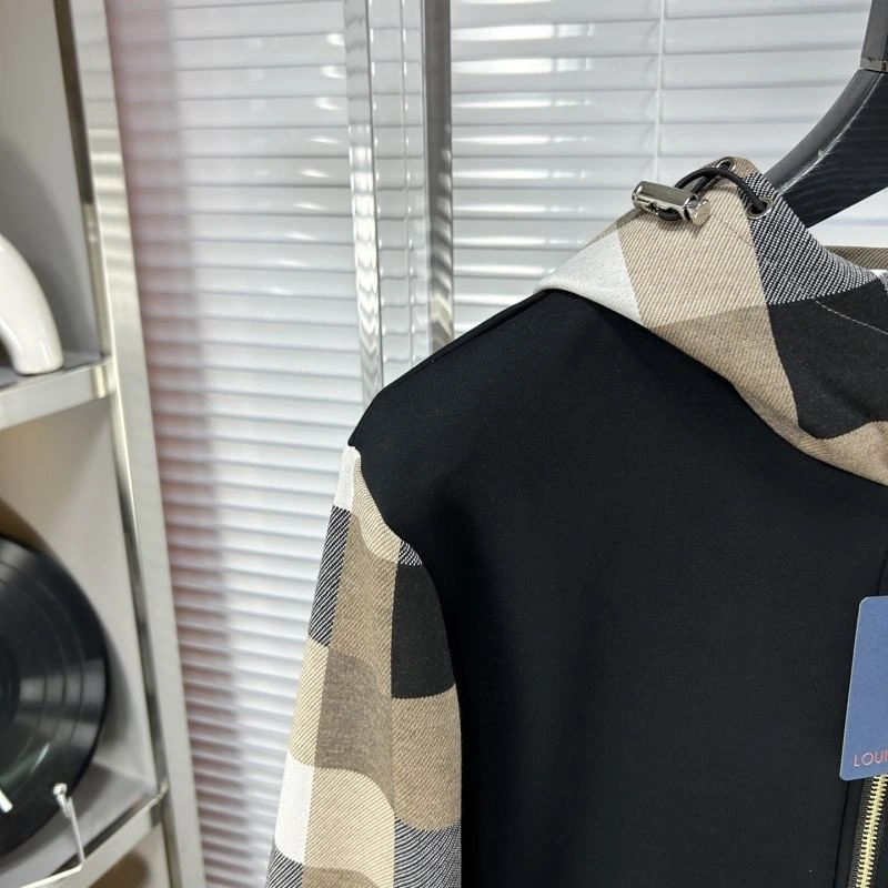 Official Louis Vuitton Outwear