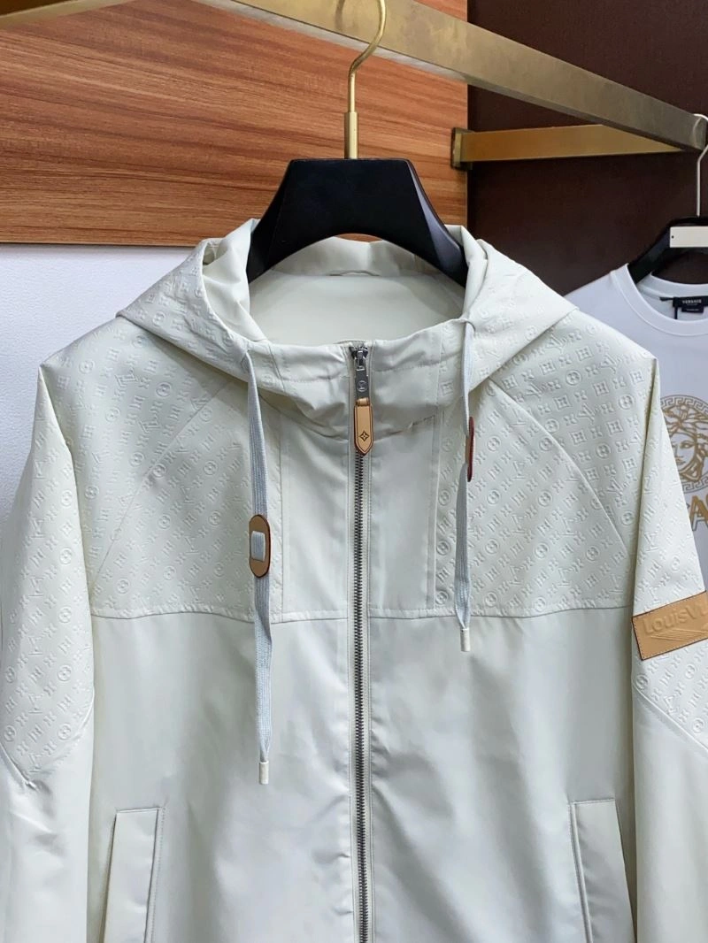 Top match Louis Vuitton Outwear