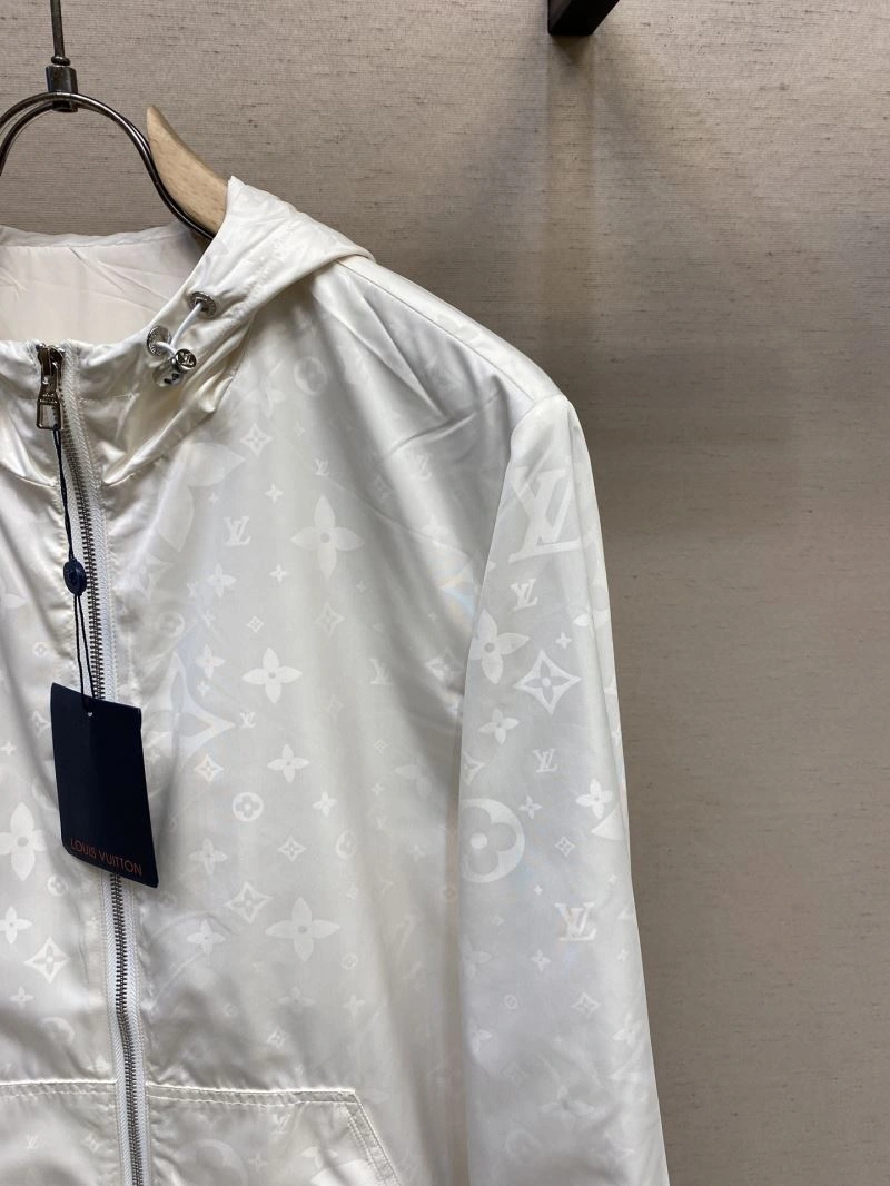 High fidelity Louis Vuitton Outwear