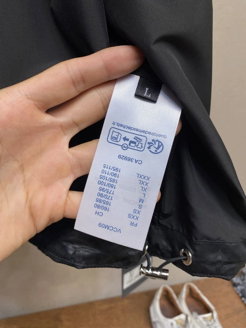 Top mirror Louis Vuitton Outwear