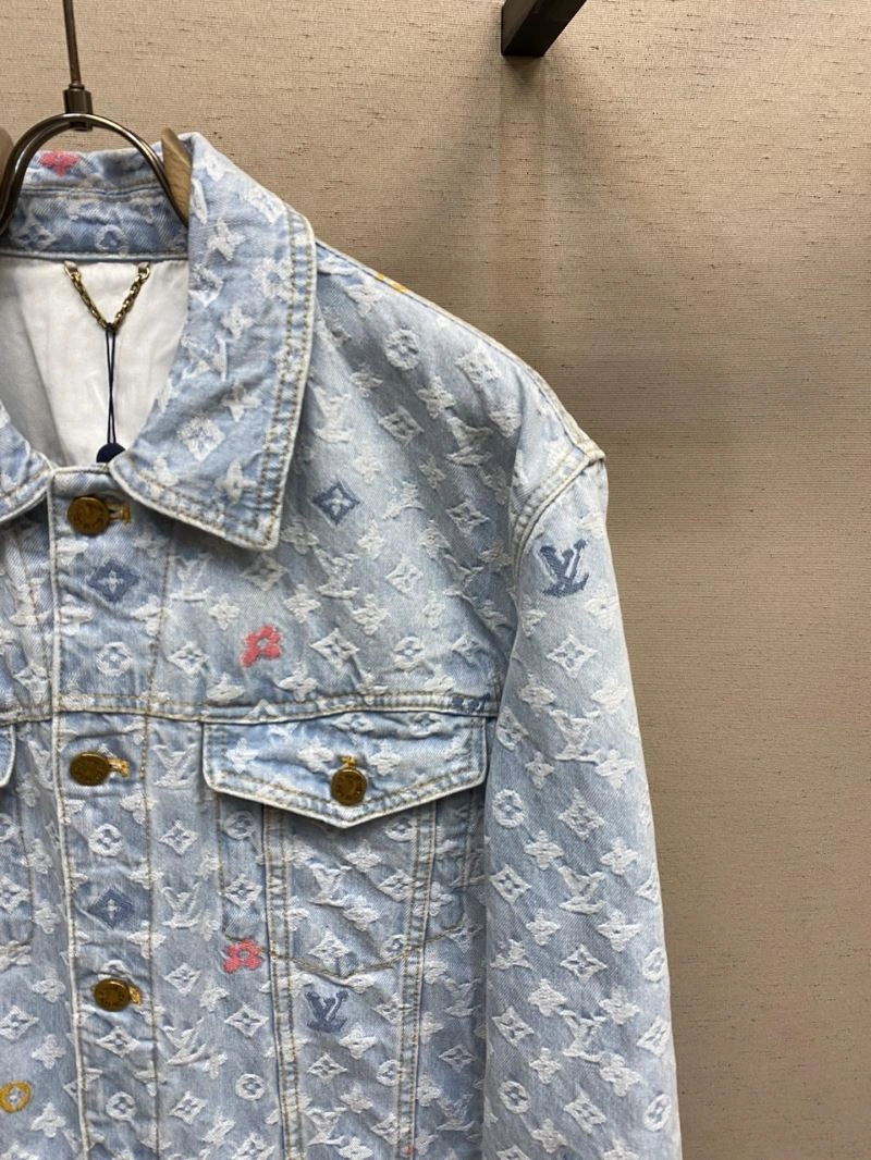 High accuracy Louis Vuitton Outwear