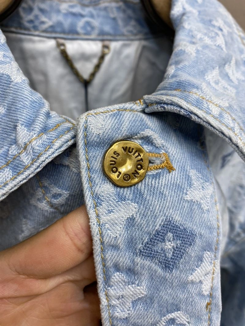 High accuracy Louis Vuitton Outwear