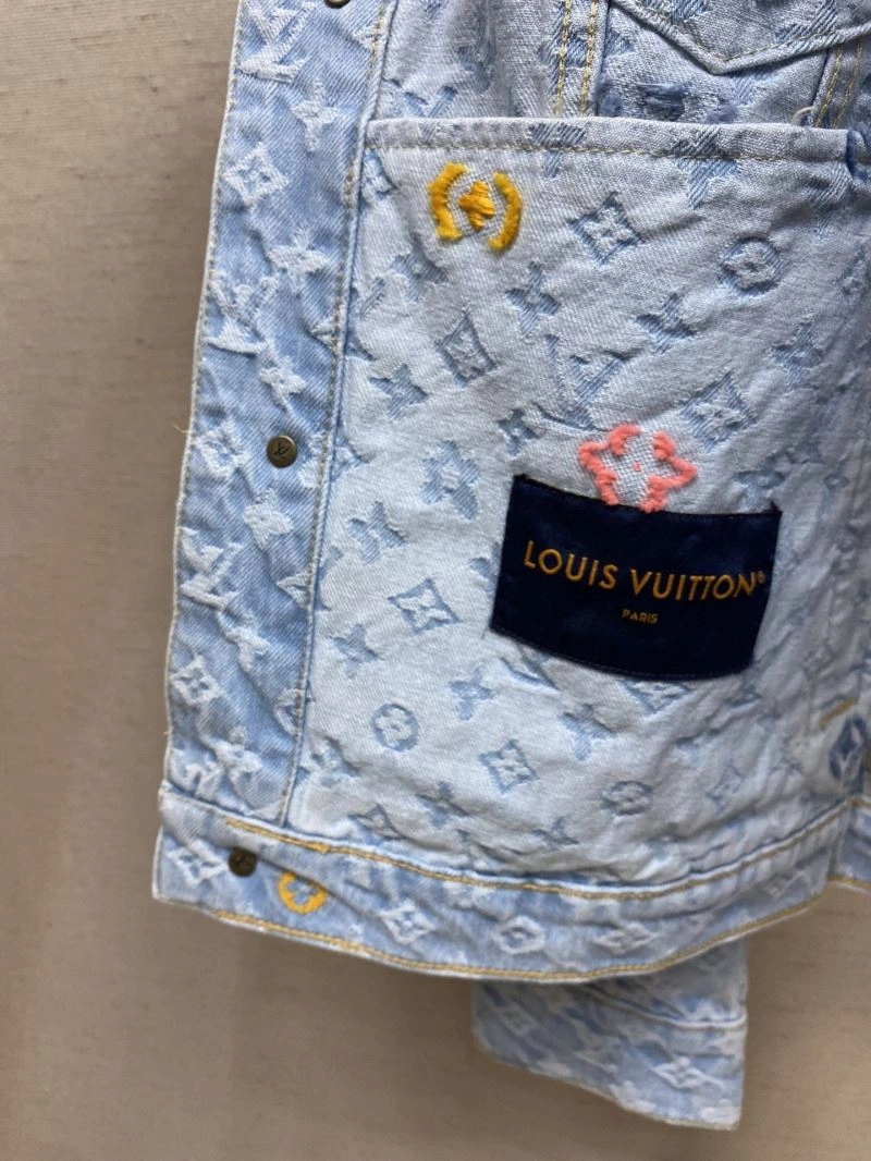 High accuracy Louis Vuitton Outwear