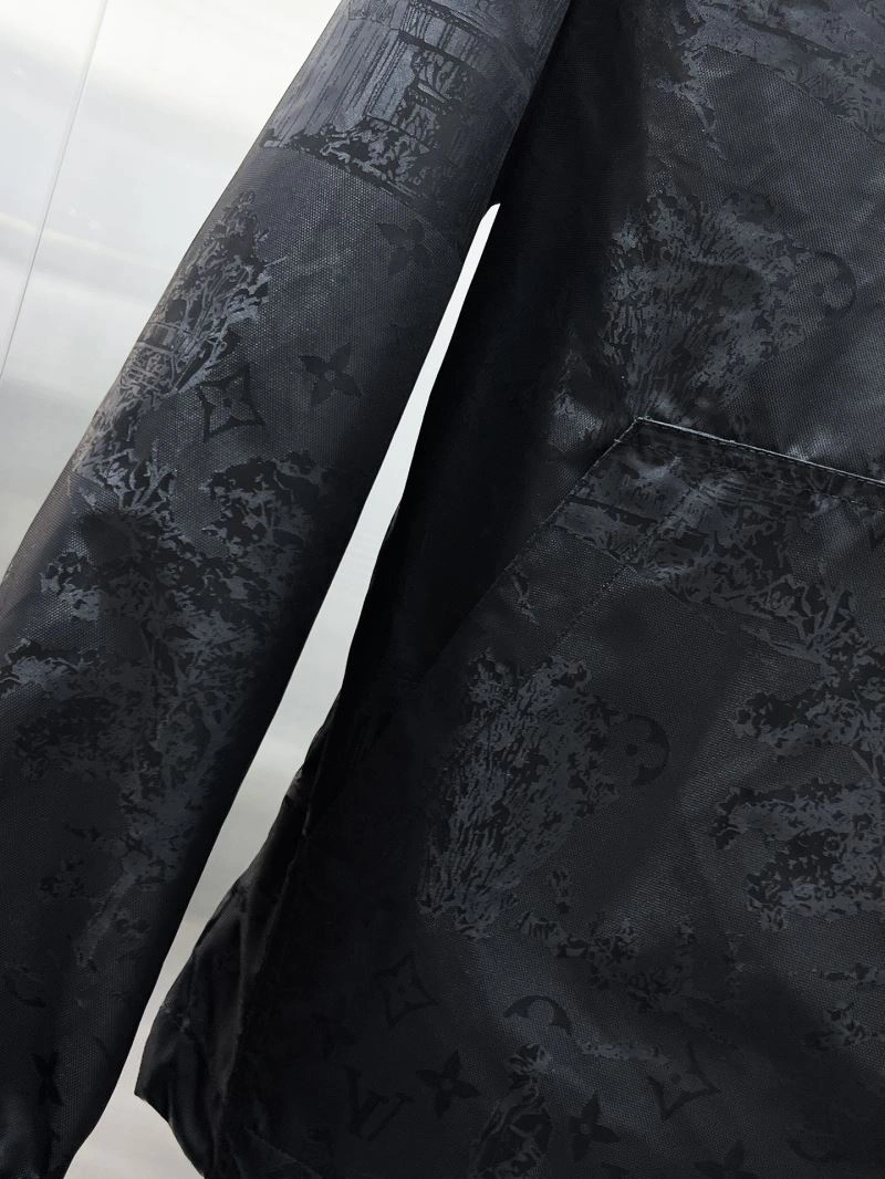 Original Louis Vuitton Outwear