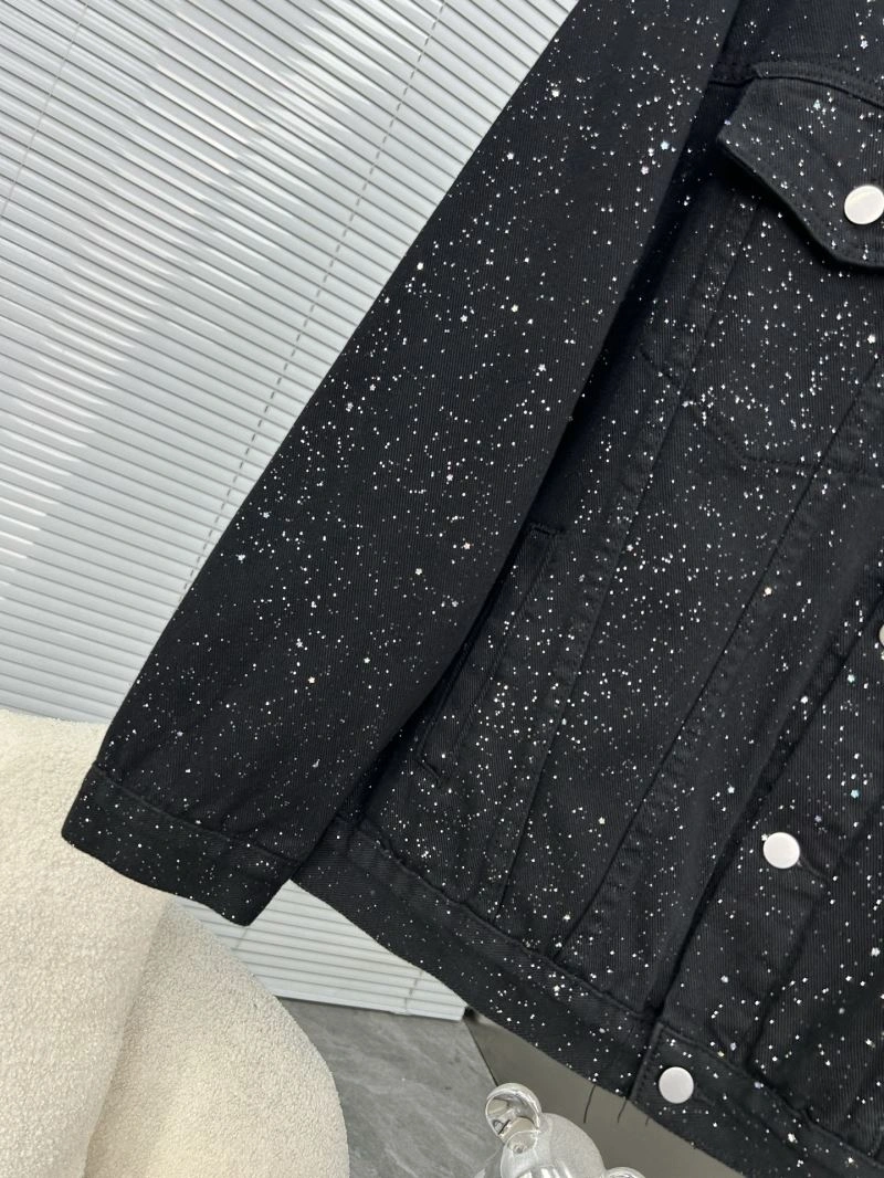 Indistinguishable Louis Vuitton Outwear