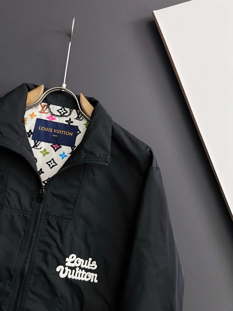 Official Louis Vuitton Outwear