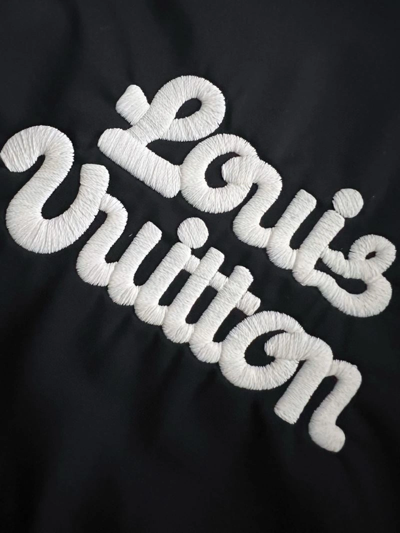 Official Louis Vuitton Outwear