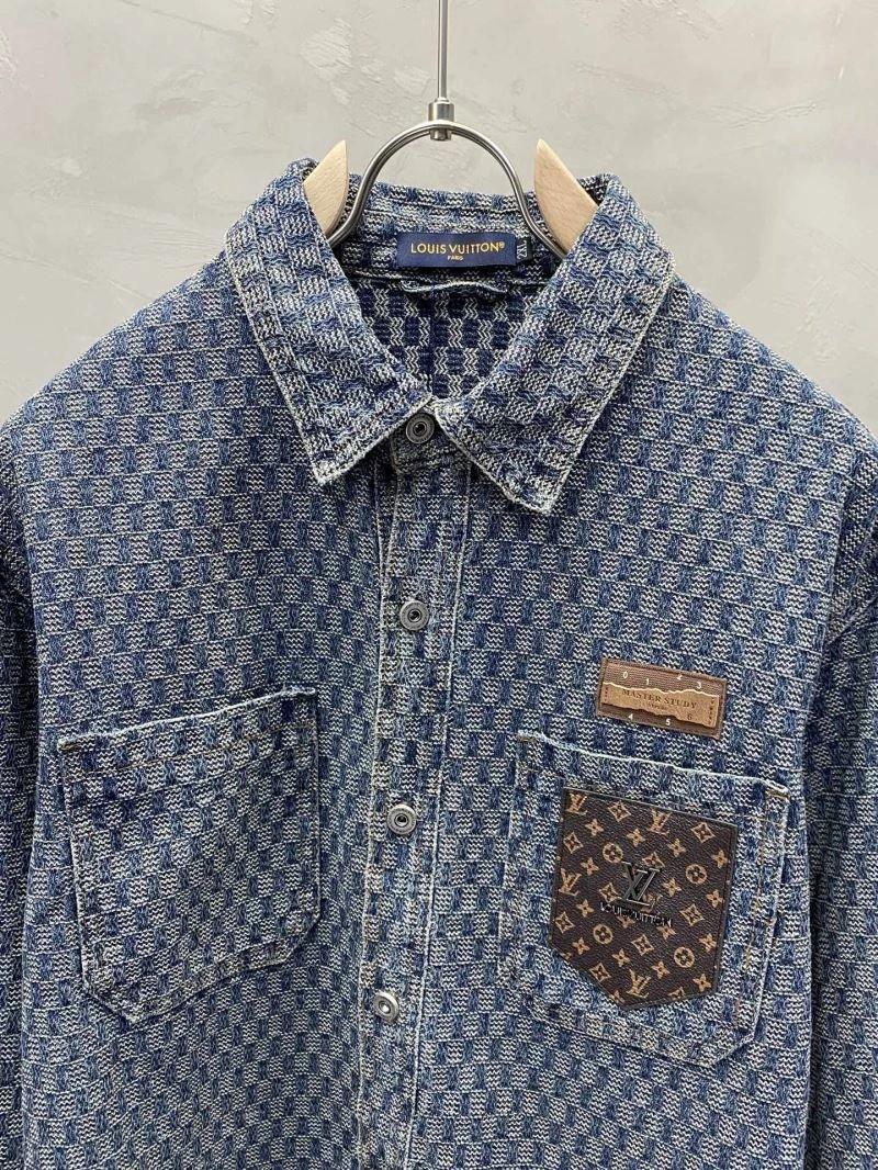 Legit Louis Vuitton Outwear