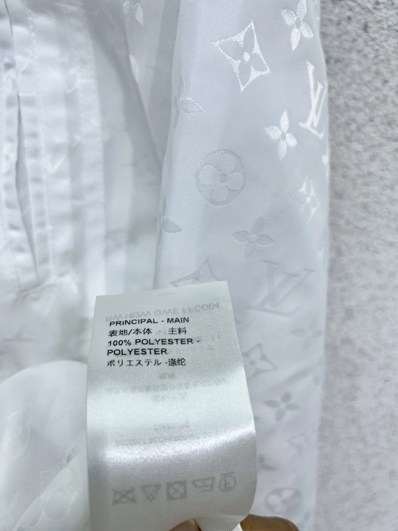 Real Louis Vuitton Outwear