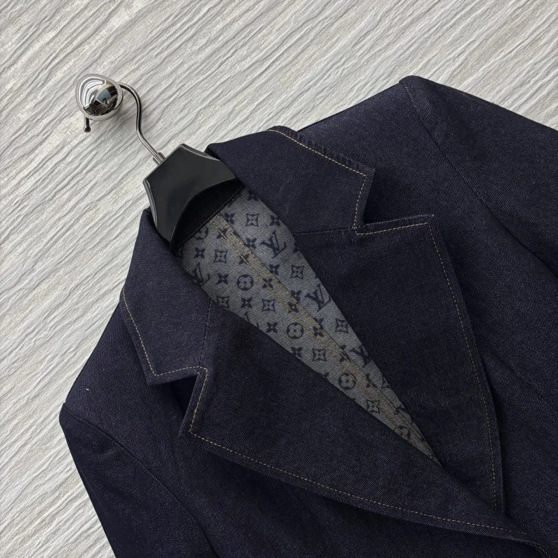 Inexpensive Louis Vuitton Outwear