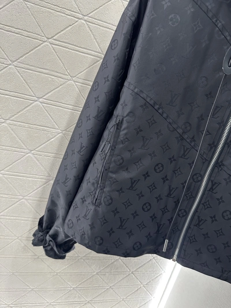 Discounted Louis Vuitton Outwear