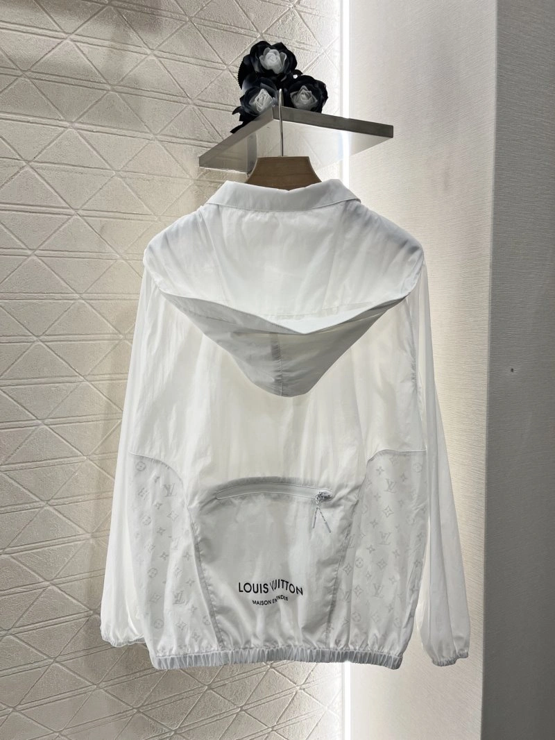 Official Louis Vuitton Outwear