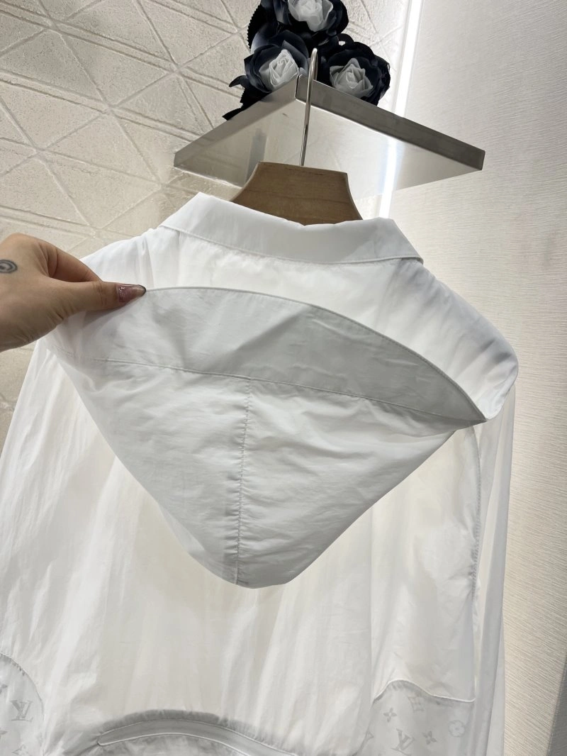 Official Louis Vuitton Outwear