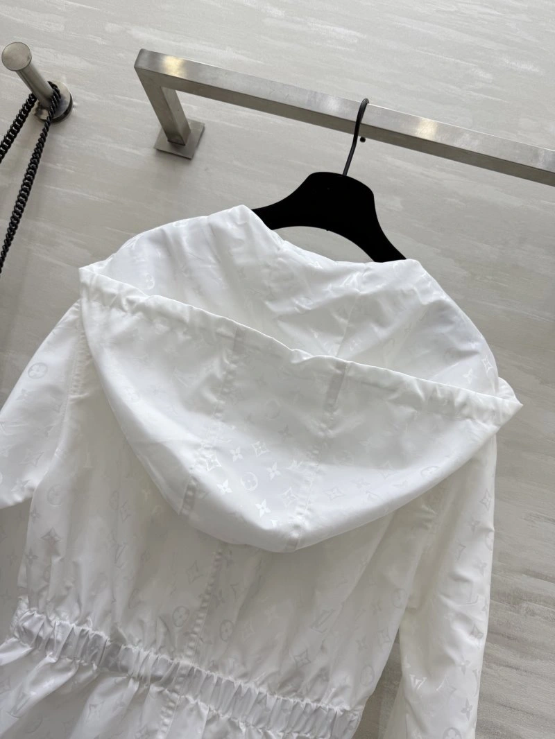 High accuracy Louis Vuitton Outwear