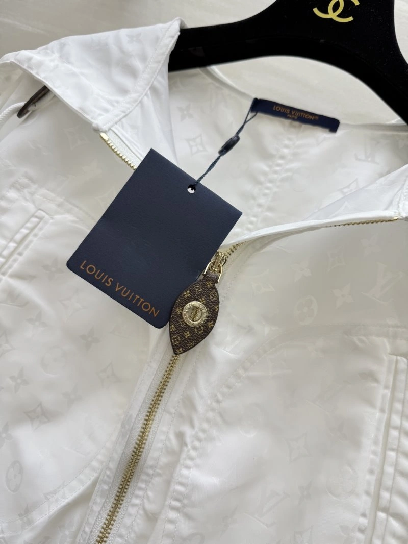 High accuracy Louis Vuitton Outwear