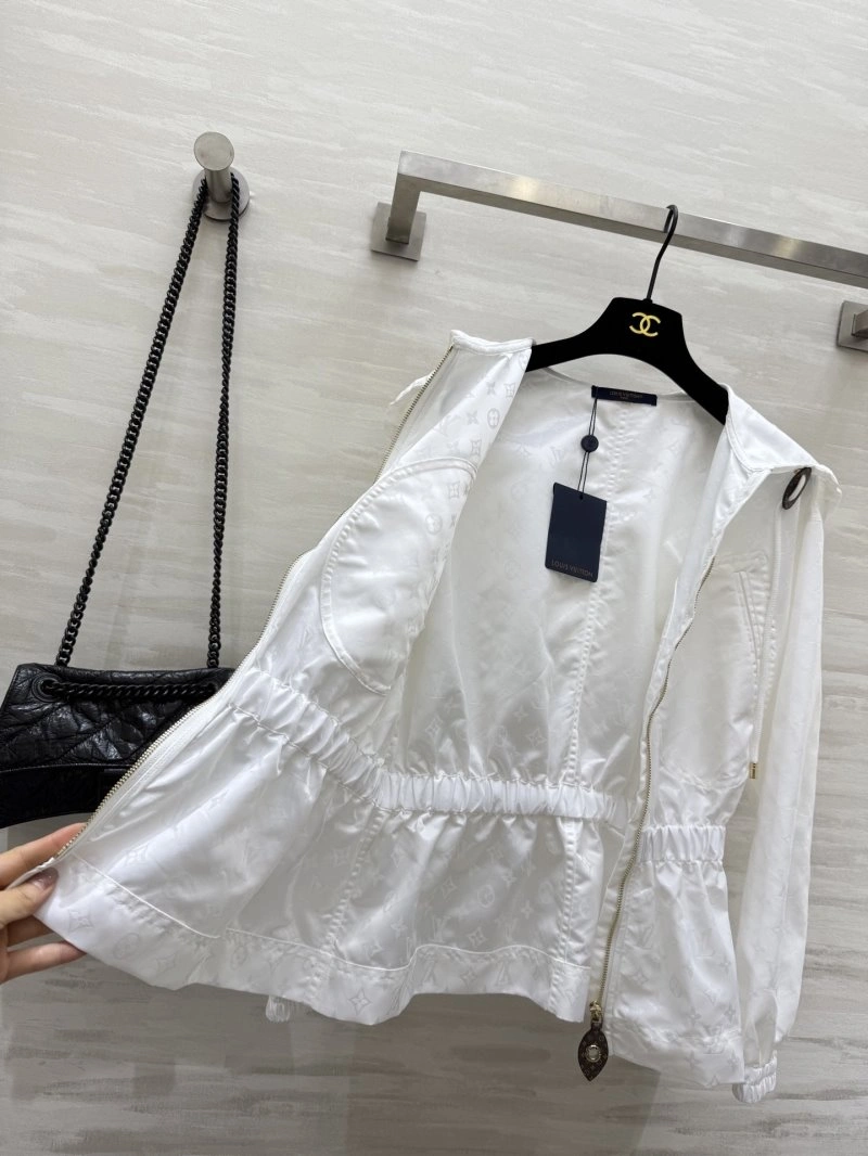 High accuracy Louis Vuitton Outwear