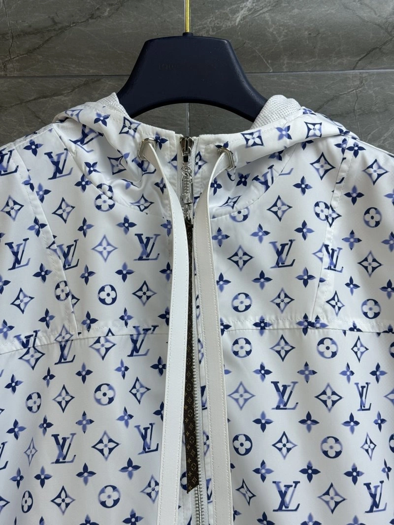 Legit Louis Vuitton Outwear