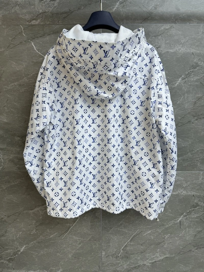 Legit Louis Vuitton Outwear