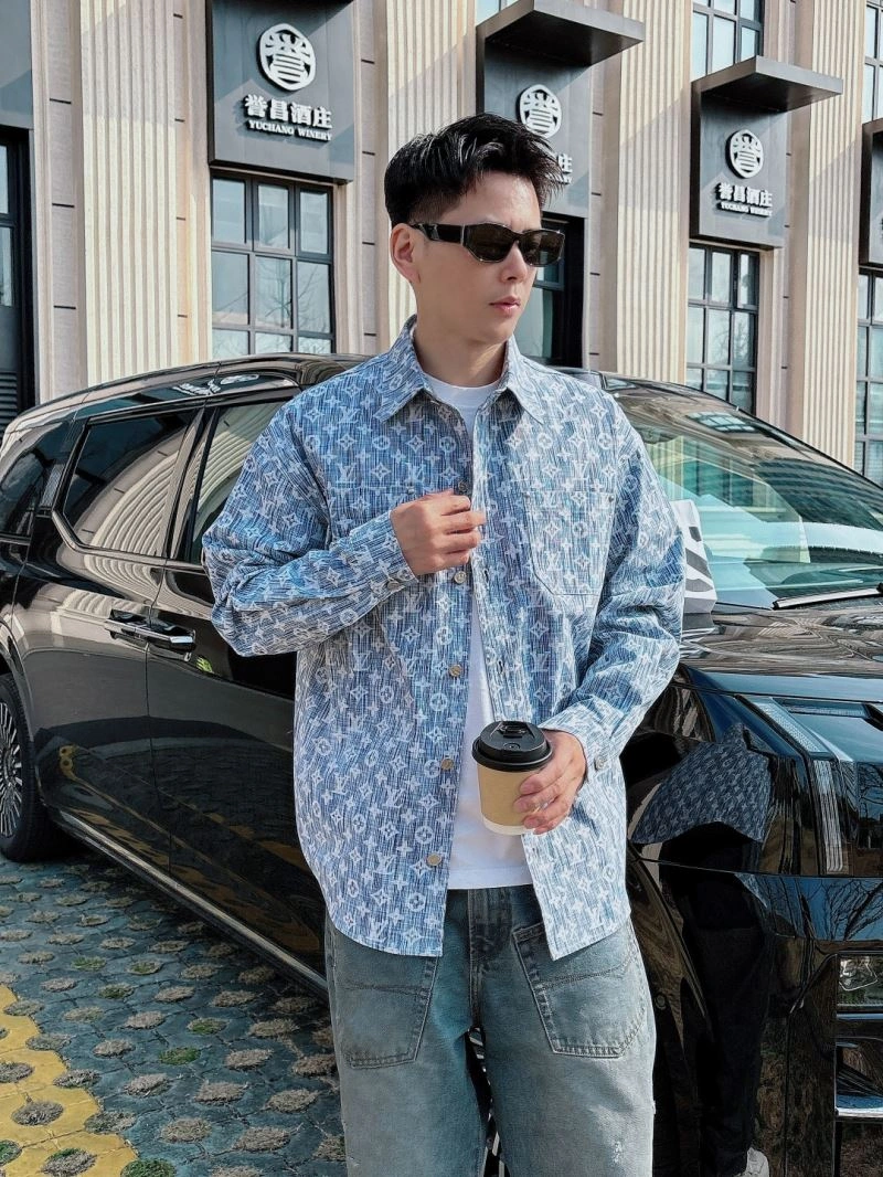 Bargain Louis Vuitton Outwear