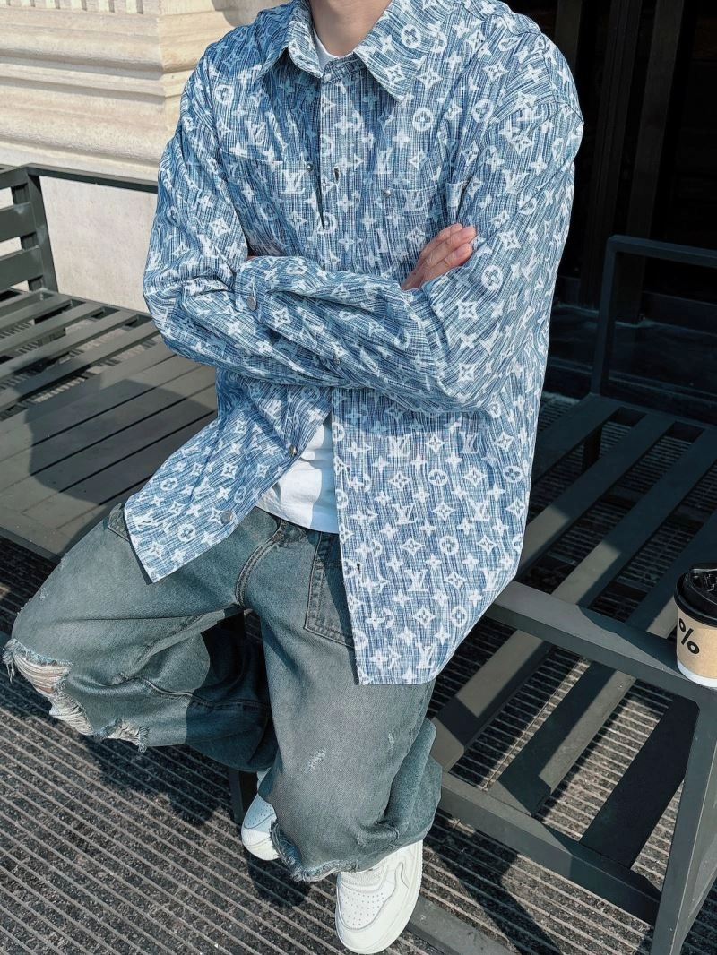 Bargain Louis Vuitton Outwear