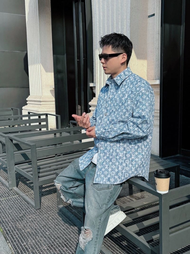 Bargain Louis Vuitton Outwear