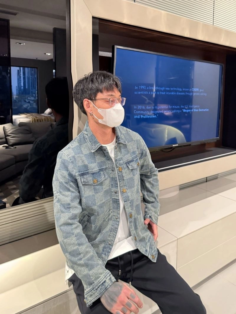 Factory-made Louis Vuitton Outwear