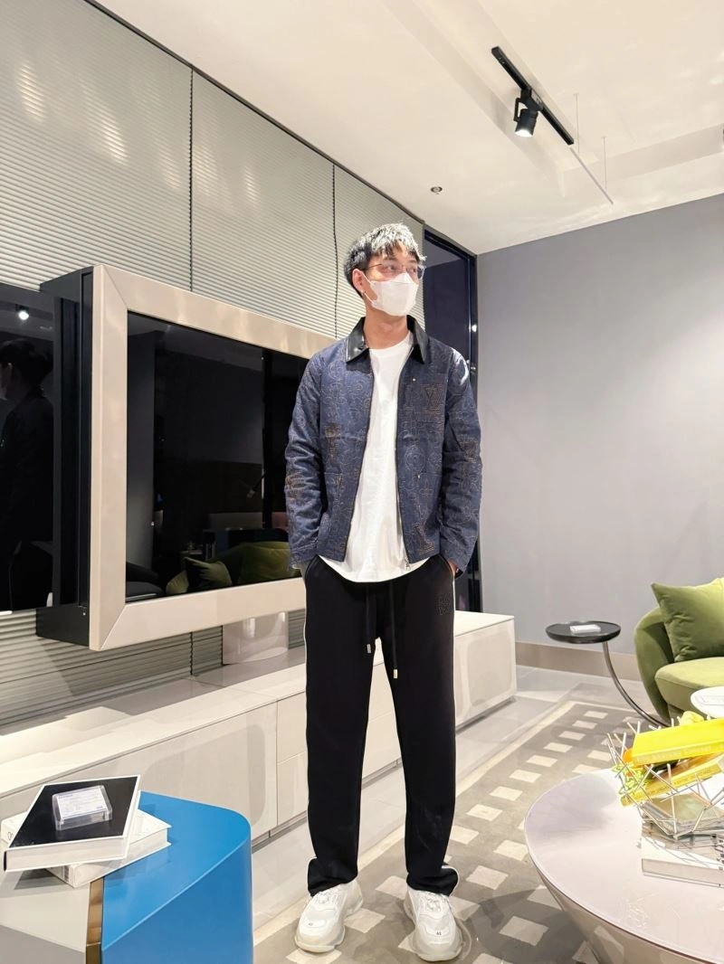Brand-original Louis Vuitton Outwear