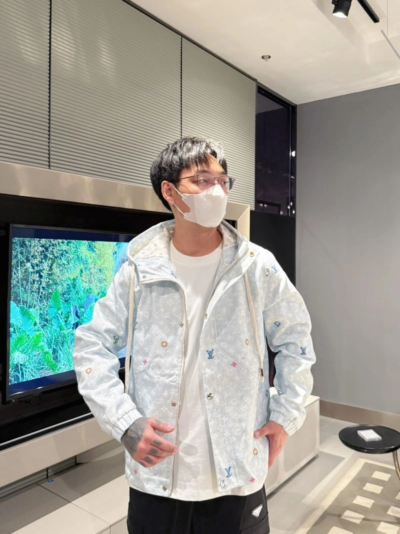 Indistinguishable Louis Vuitton Outwear