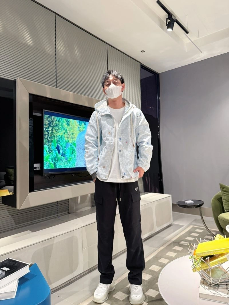 Indistinguishable Louis Vuitton Outwear