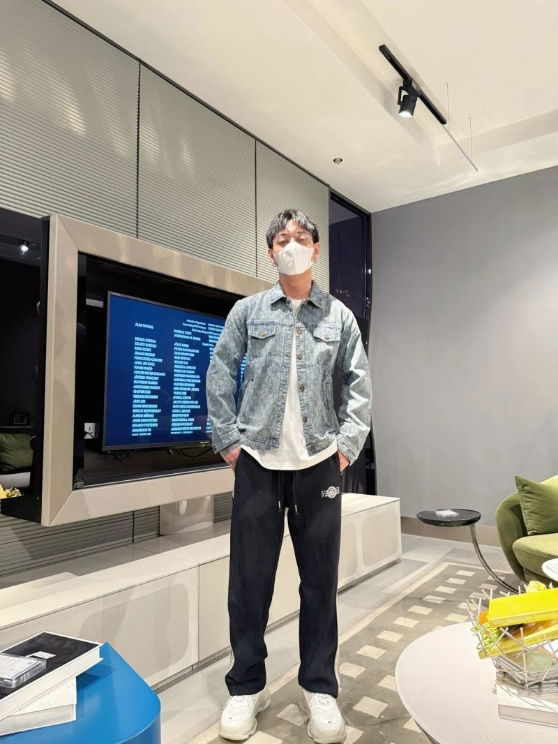 High accuracy Louis Vuitton Outwear
